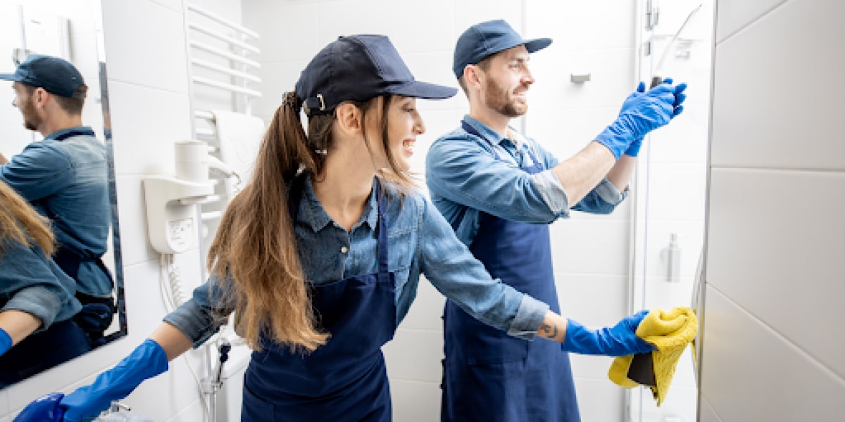 How to Price Cleaning Services | Insurance Canopy