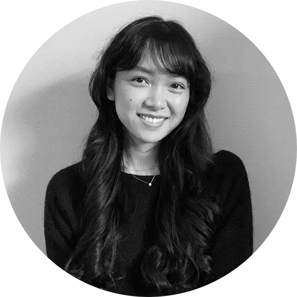 Julis Navarro, Author - Insurance Canopy